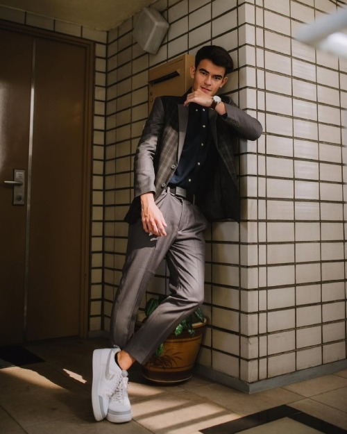 Fakta Menarik Sam Taylor, Aktor Serial Pernikahan Dini Gen Z yang Punya ...