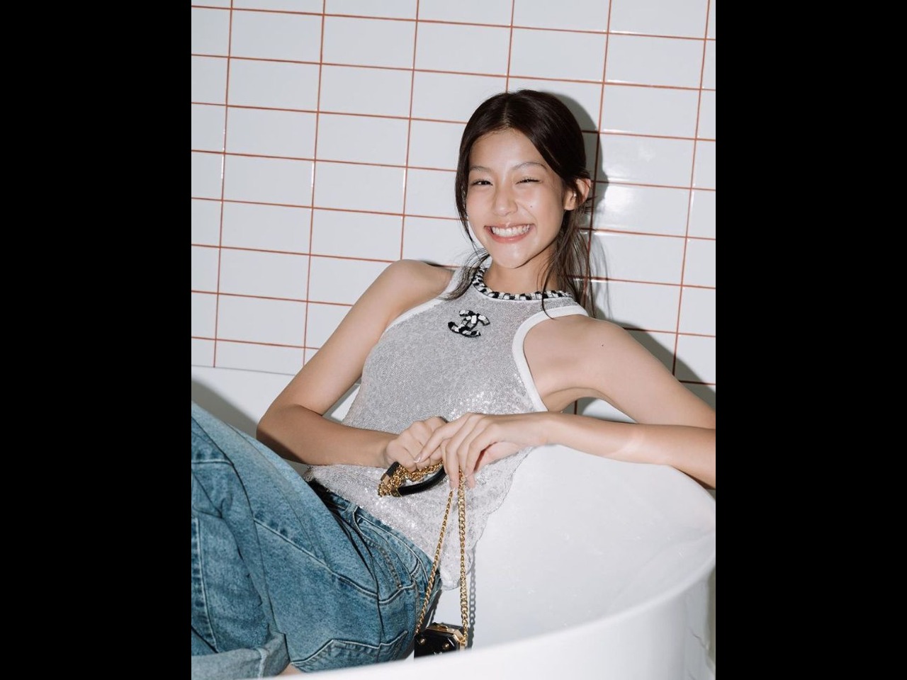 Gaya Super Cute Baipor Thitiya, Aktris Thailand Pemeran Film 'Not Friends' - Beauty Journal