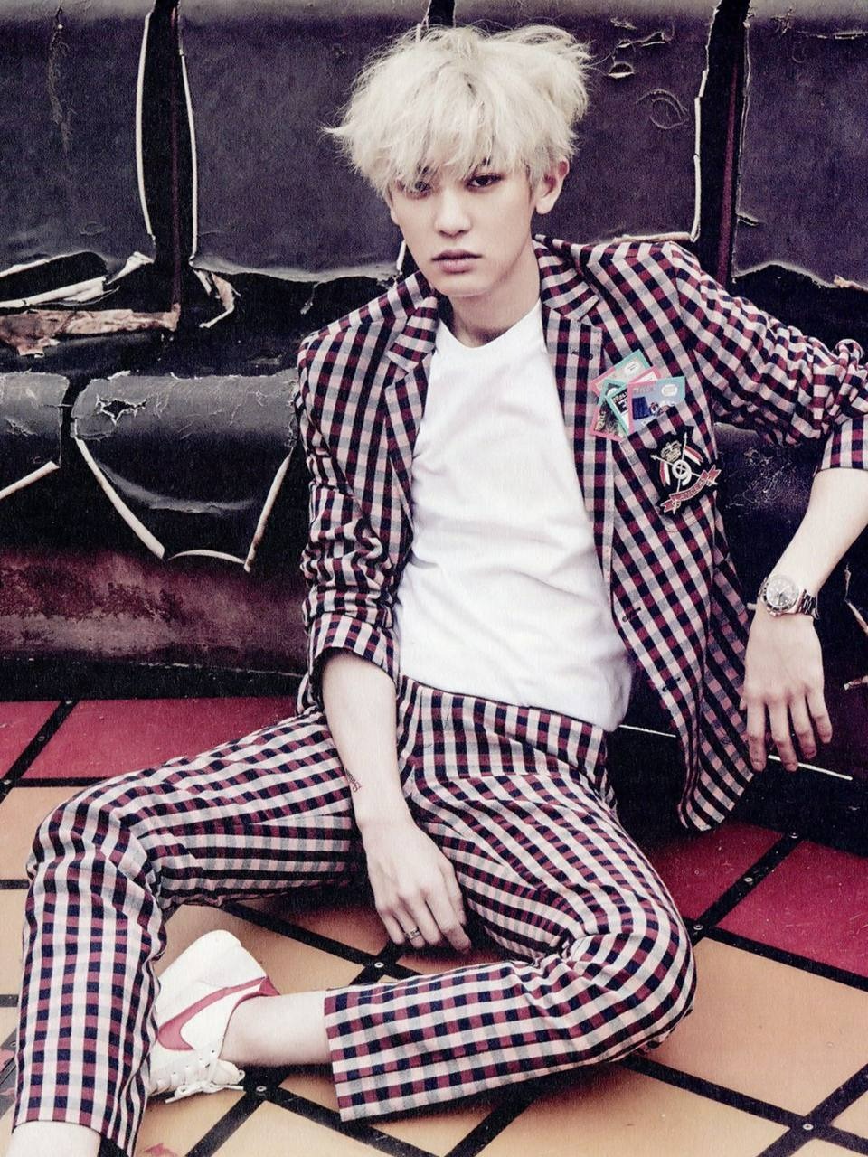 Gemoy hingga Maskulin, Intip Transformasi Penampilan Chanyeol EXO dari ...