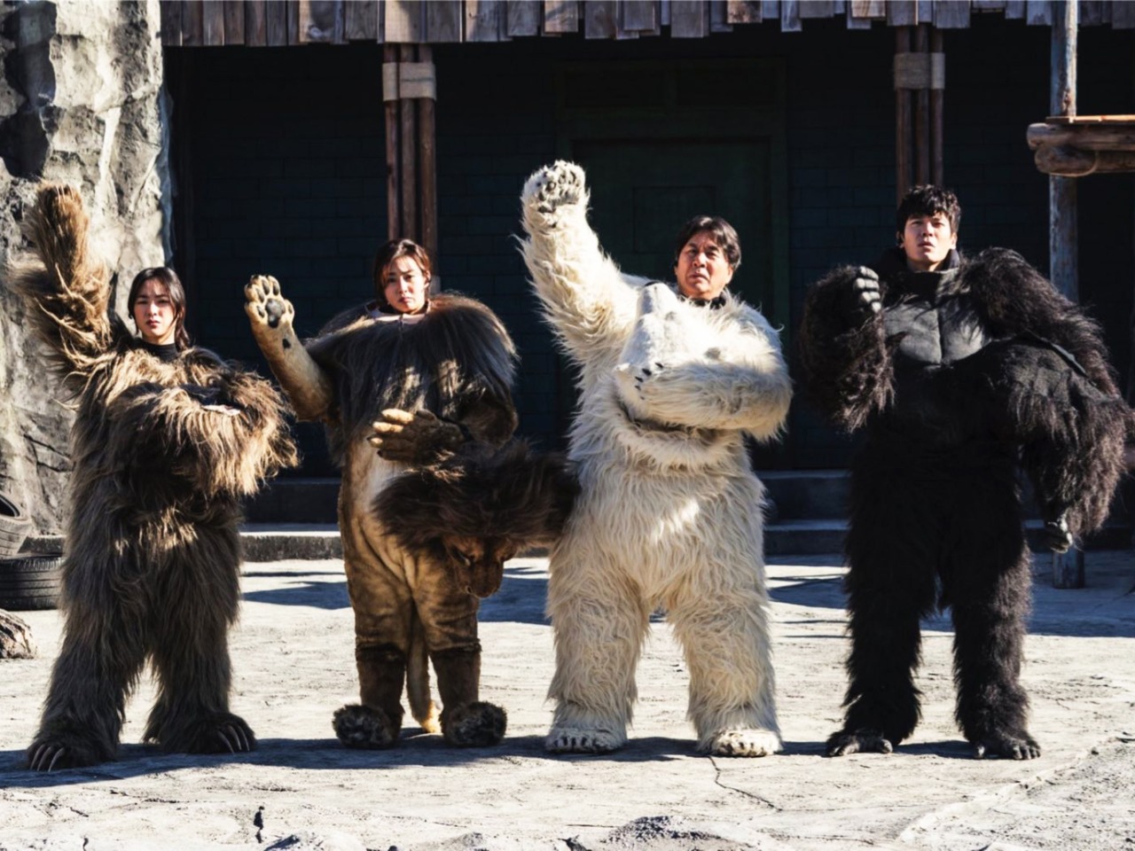 Review Film: Secret Zoo, Sajian Komedi Asal Korea yang Mampu Bersaing ...