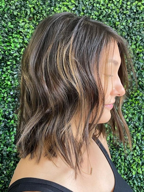 Shattered Layers, Gaya Rambut Y2K yang Kini Kembali Populer - Beauty ...