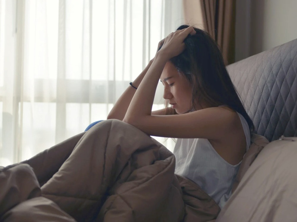 3 Tanda Orang Kesepian dan Cara Mengatasinya Menurut Ahli - Beauty Journal