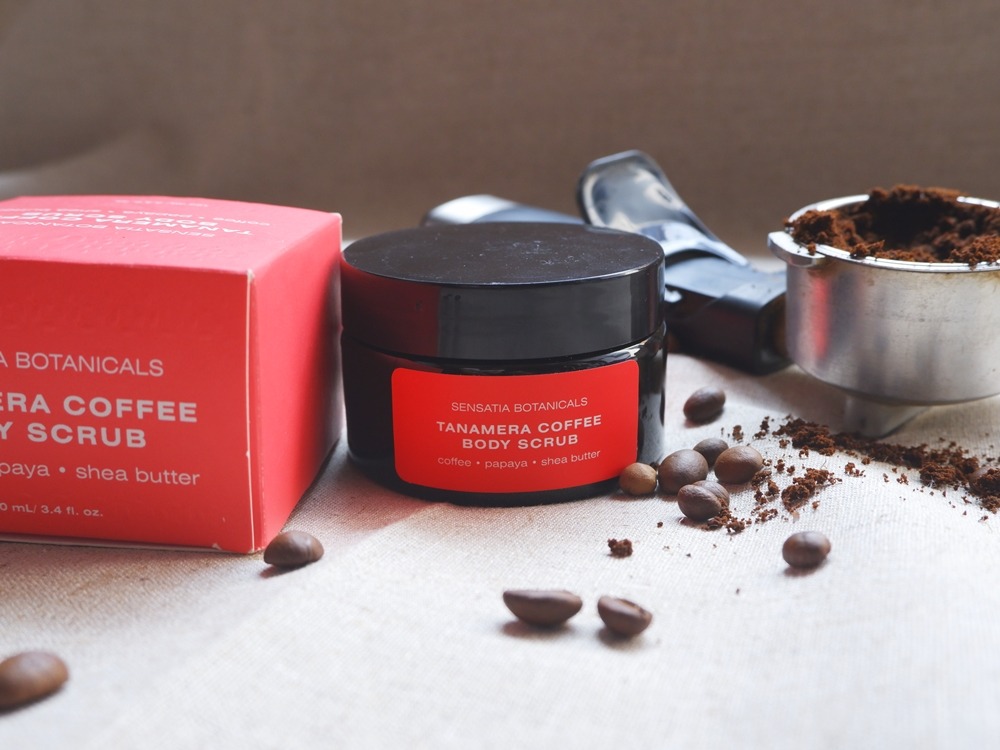 Review: Sensatia Botanicals Tanamera Coffee Body Scrub, Penggemar Body ...