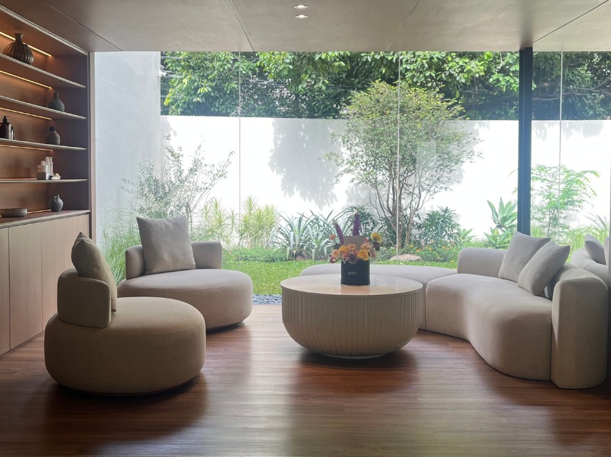 Spa Massage Non-Hotel Tapi Bisa Semewah Ini, Worth It? Review Aarti ...