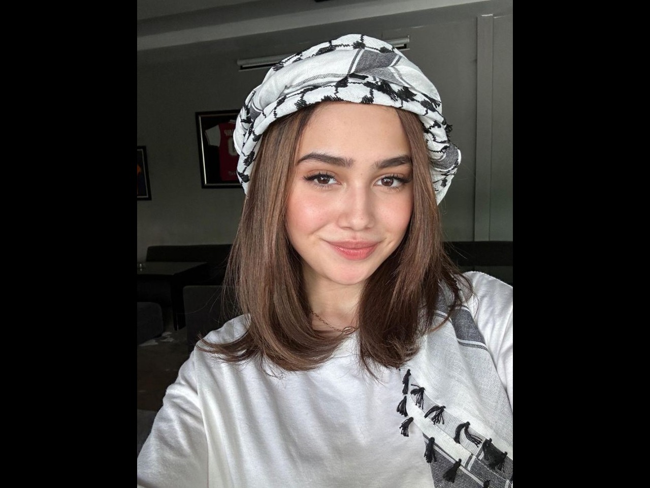 10 Potret Cantik Syifa Hadju, Aktris Muda yang Main di Remake Film ...
