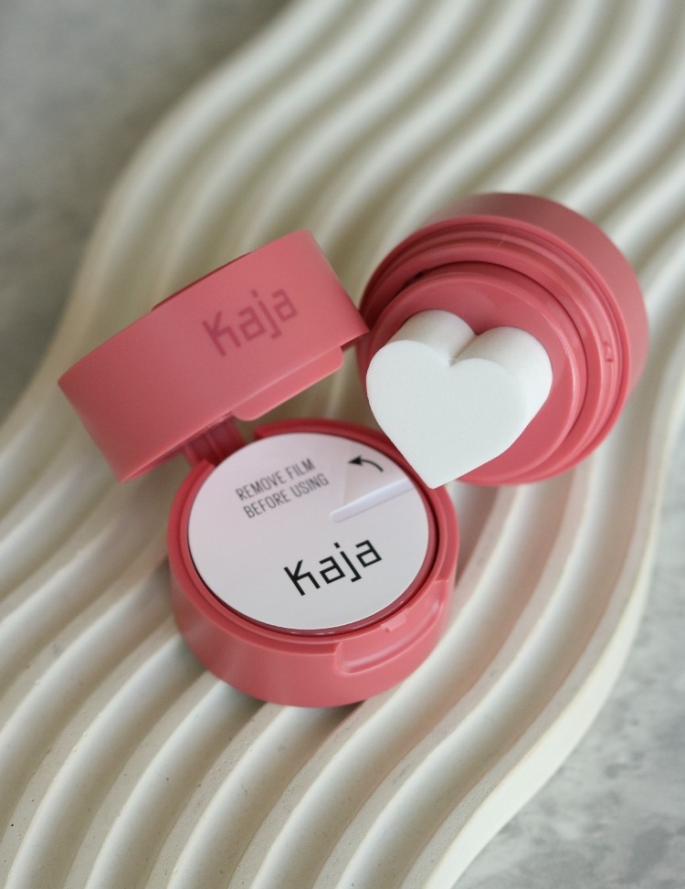 Review: Kaja Cheeky Stamp, Blush On Cute untuk Ciptakan Korean Makeup ...