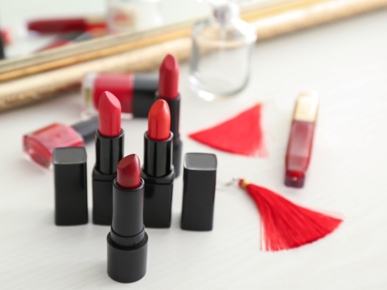 Cari Lipstik Warna Merah Gelap? 7 Produk dari Brand Lokal Ini Bisa Jadi ...