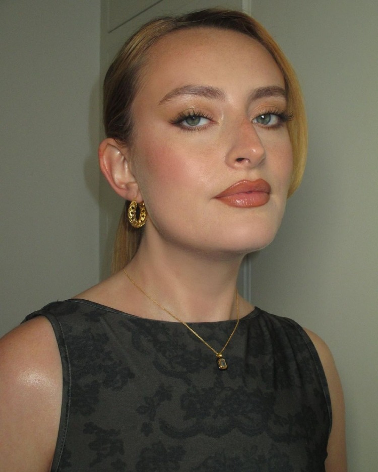 Pesona Amelia Dimoldenberg, Presenter yang Dijodohkan Netizen dengan ...