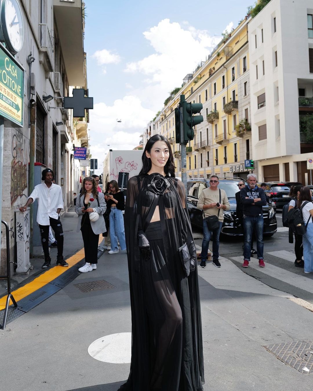 Super Fashionable! Ini OOTD Aren Yoo yang Curi Perhatian di Reality ...