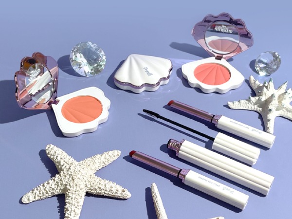 Princess Ariel Berbusana Modest, Simak Koleksi Kolaborasi Makeup ...