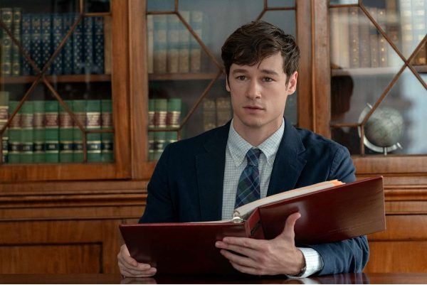 Selain 'The Life List', Ini Rekomendasi Film yang Dibintangi Aktor Kyle ...