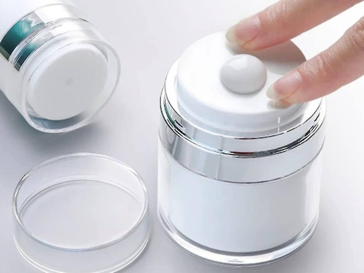 Rekomendasi Moisturizer dengan Kemasan Airless Pump Jar yang Aman ...