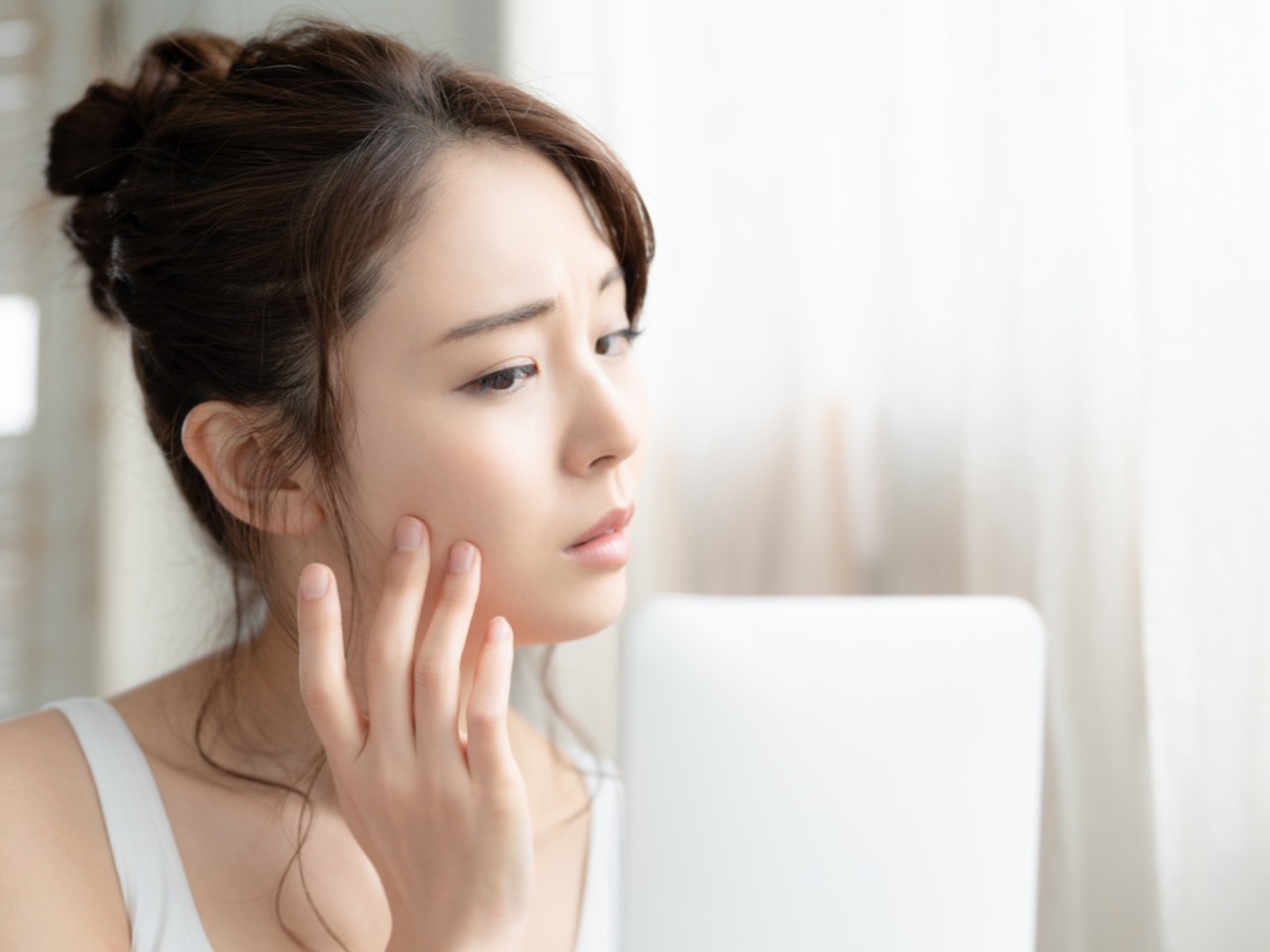 Sudah Menggunakan Skin Care dan Makeup Tetapi Kulit Tetap Terlihat ...