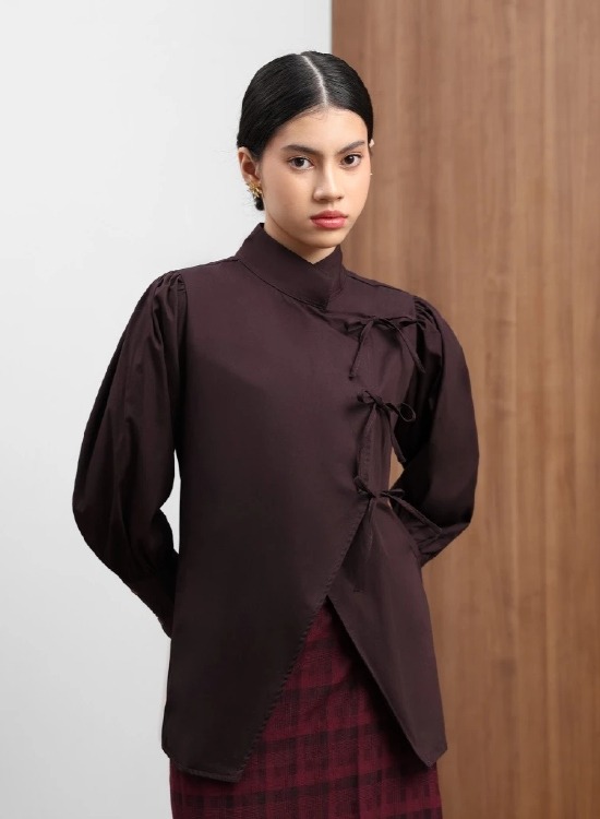 Tampil Elegan dengan Rekomendasi Kebaya Janggan dari Brand Lokal ini ...