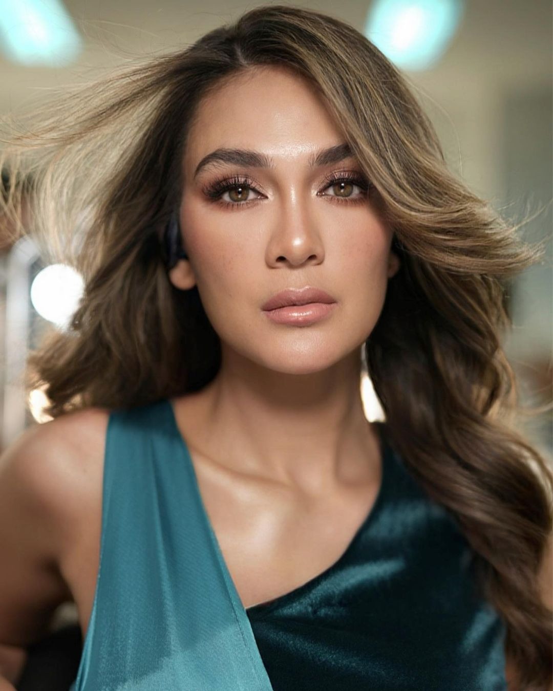 Cinta Laura hingga Ariel Tatum, Intip 7 Inspirasi Makeup Pesta Tahun ...
