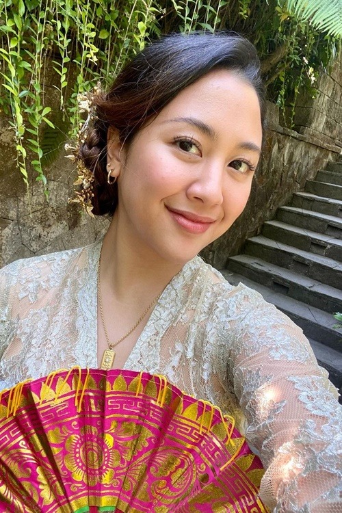 Tumbuh Jadi Wanita Dewasa yang Menawan, ini Deretan Makeup Sherina dari ...