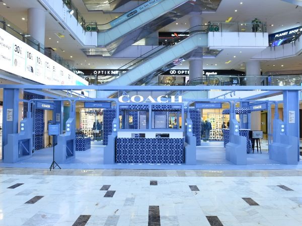 Bernuansa New York Subway, Coach Pop-up Store hadir di Grand Indonesia ...