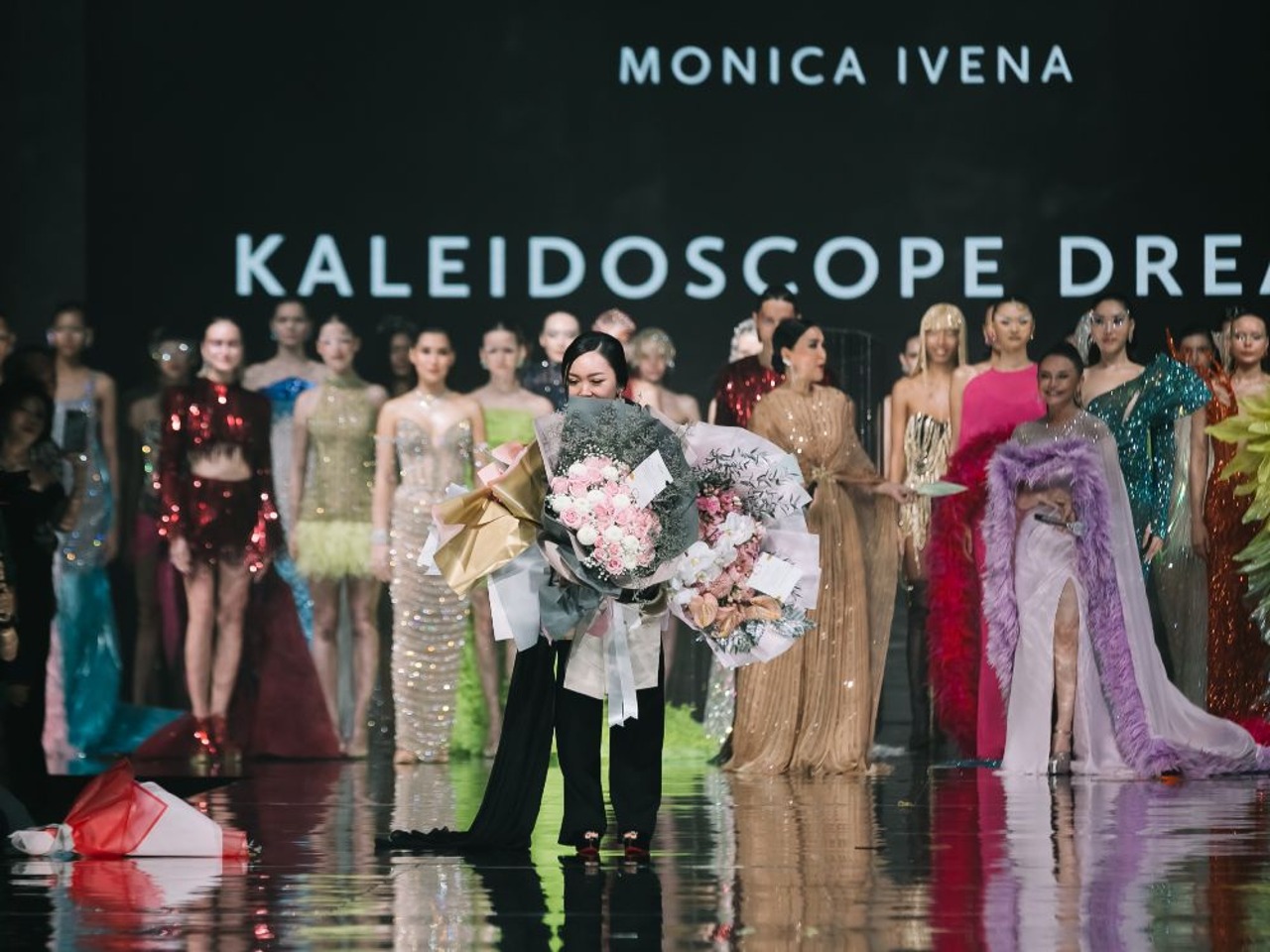 Berkolaborasi dengan Metahuman Influencer, Monica Ivena Gelar Fashion ...