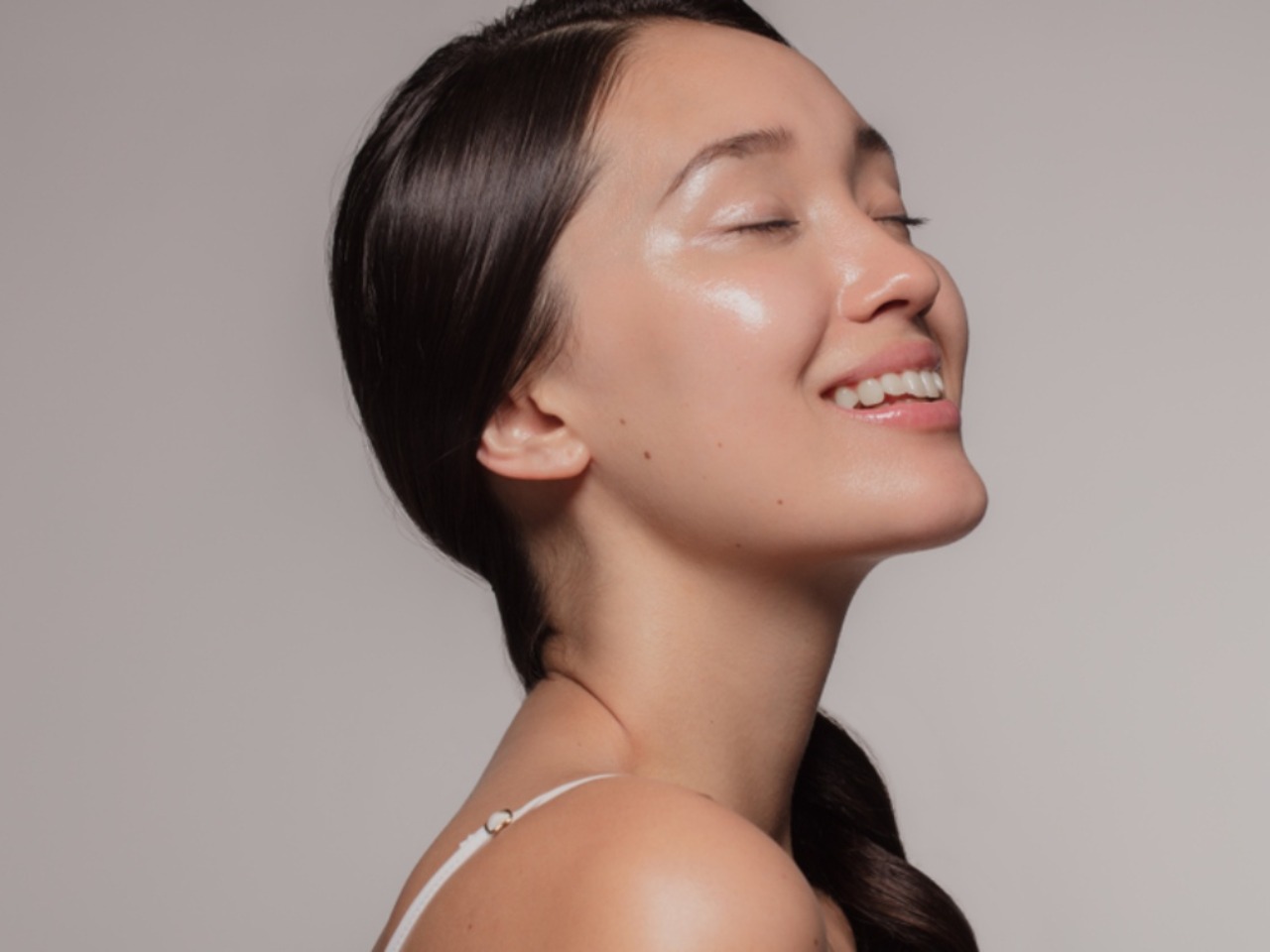 Langkah Praktis Merawat Kulit untuk Dapatkan Tampilan Glass Skin ala ...