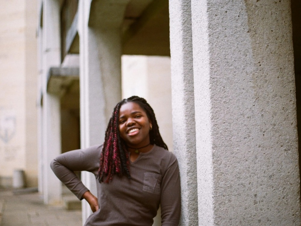 Fakta Francesca Amewudah-Rivers, Lawan Main Tom Holland dalam Teater ...