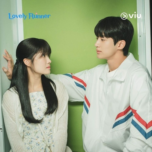 Review Series: Lovely Runner, Drama Korea Romcom dengan Tema Time ...