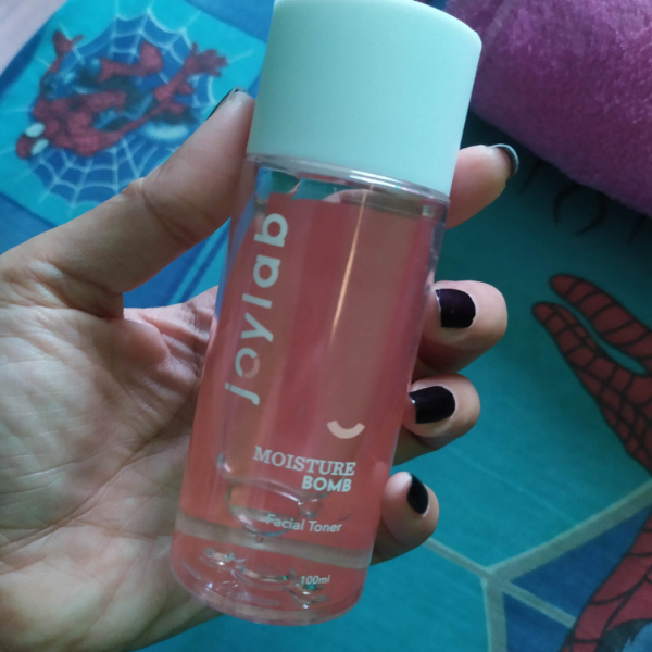Joylab Moisture Bomb Facial Toner - Review SOCO by Sociolla
