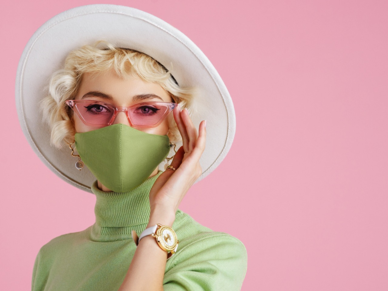 Tampil Percaya Diri dengan Masker Kain Fashionable dari Derma Angel x ...