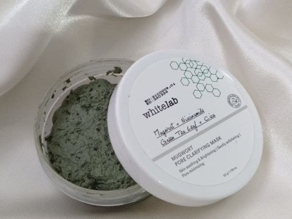 Review: Whitelab Mugwort Pore Clarifying Mask, Masker Eksfoliasi yang ...