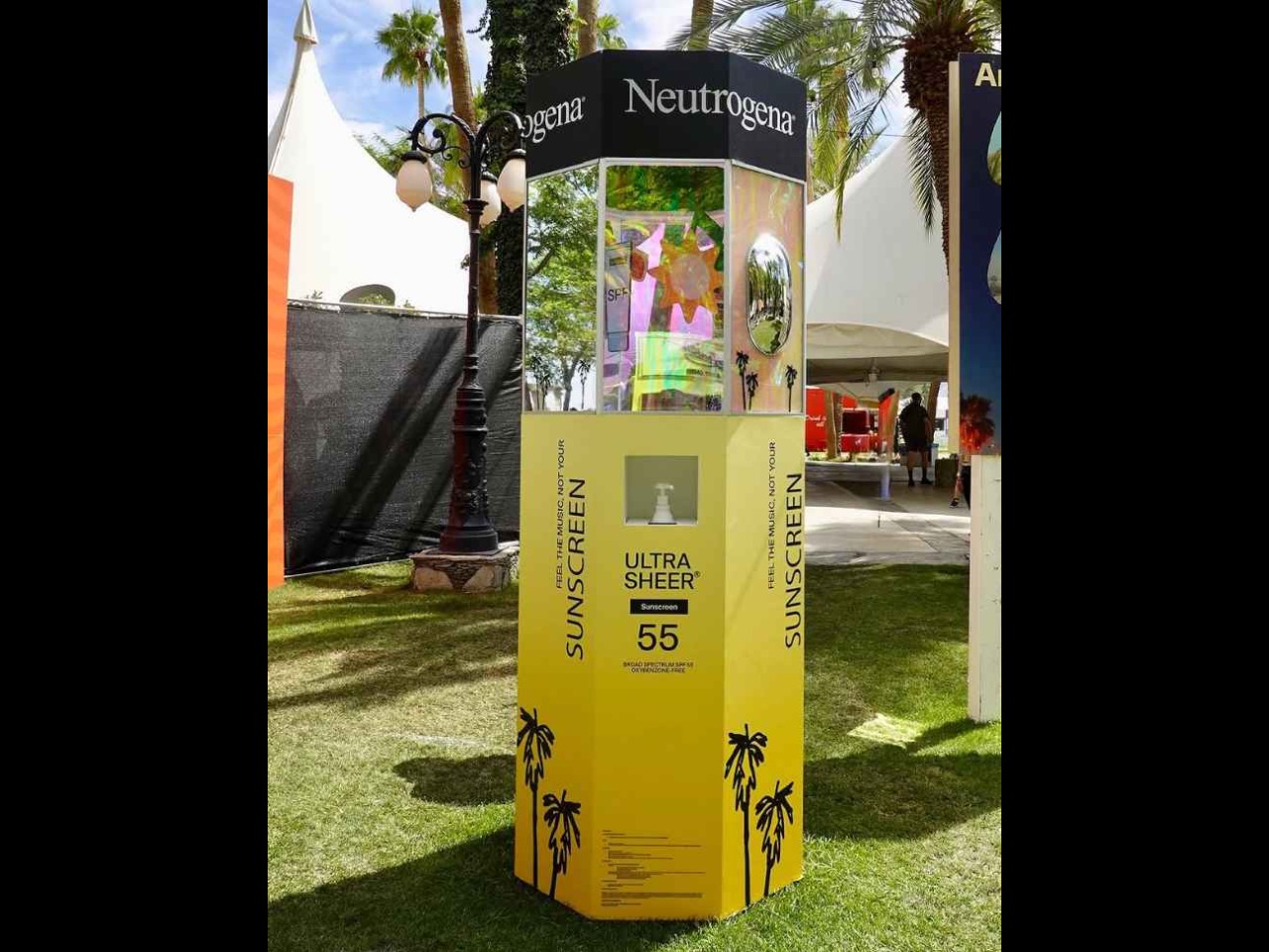 Ada Sunscreen Station, Ini Deretan Spot yang Bikin Pengunjung Tetap ...