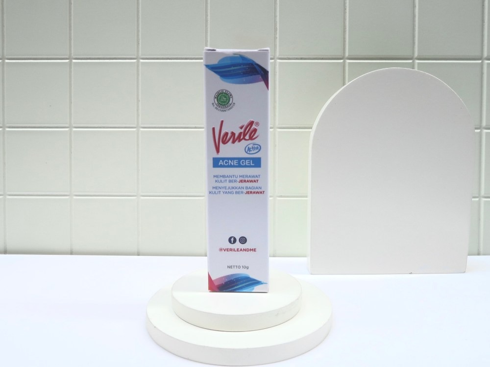 Review: Verile Acne Series, Rangkaian Produk untuk Atasi Jerawat di ...
