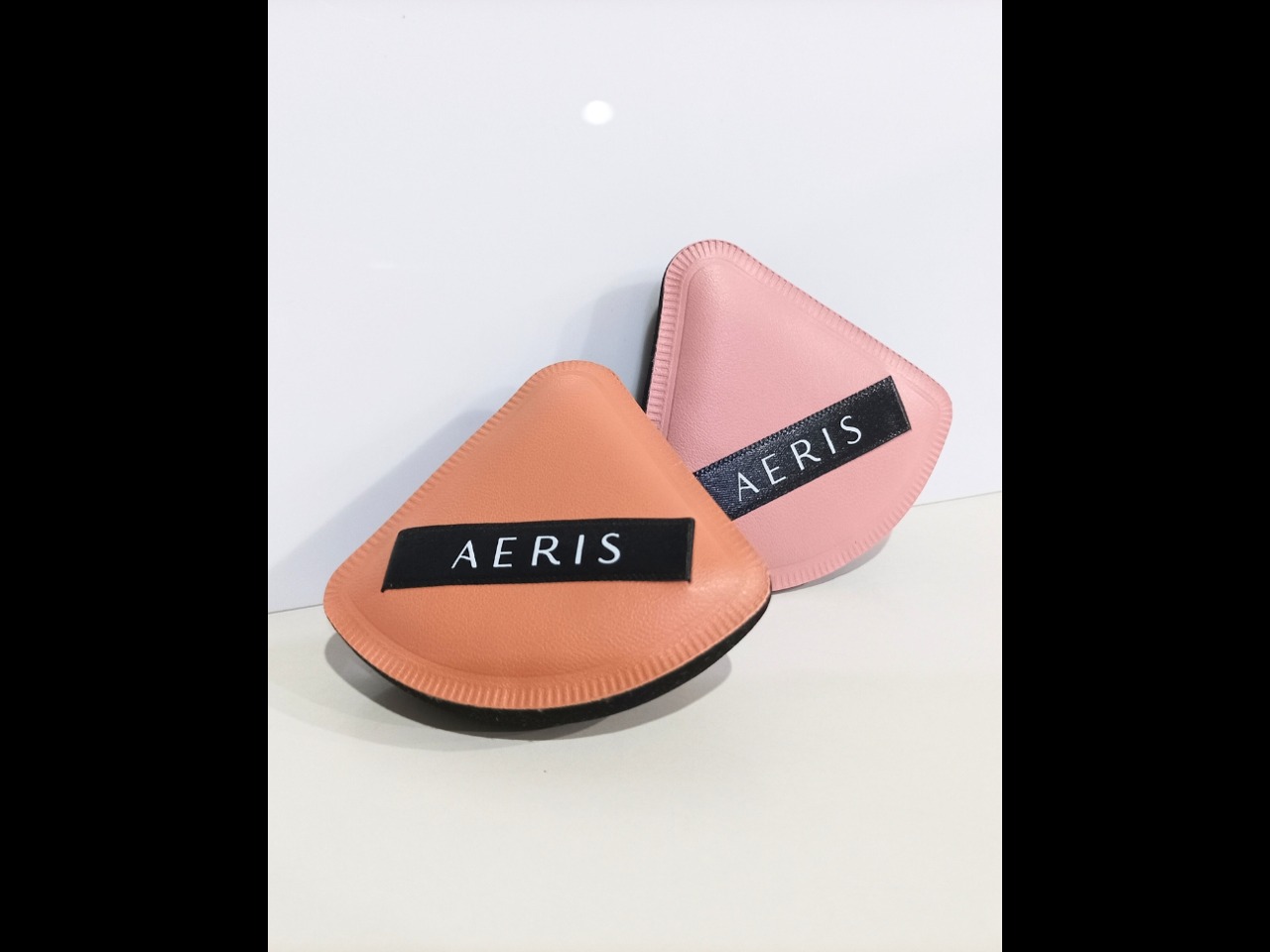 Review: Aeris Beauté Cloud Conceal Puff Choco Series, Aplikator ...