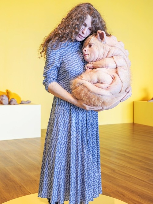 Angkat Isu Ekologi, Seniman Australia Patricia Piccinini Adakan Pameran ...