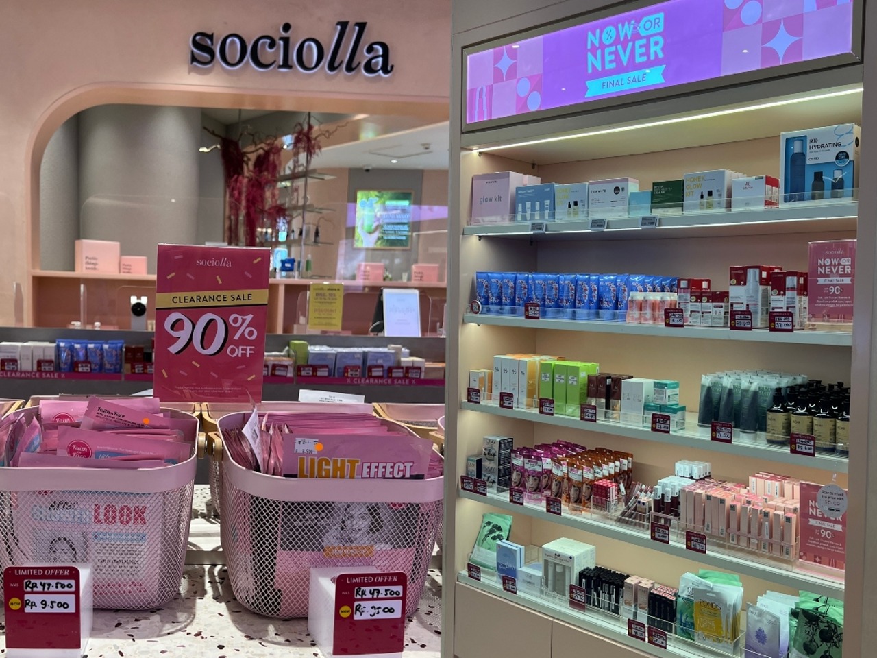 Hanya di Sociolla Clearance Sale Senayan Park, Kamu Bisa Belanja Skin ...