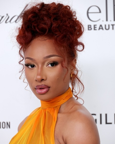 Angsty Hairstyle, Gaya Rambut Nyentrik yang Populer Lagi di Kalangan ...