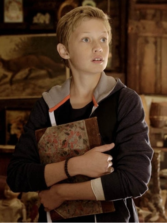 Fakta Menarik Damian Hardung, Aktor Jerman yang Populer di Serial ...