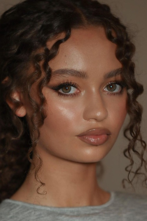 Jadi Global Brand Ambassador Termuda Lancôme, Intip Deretan Penampilan ...