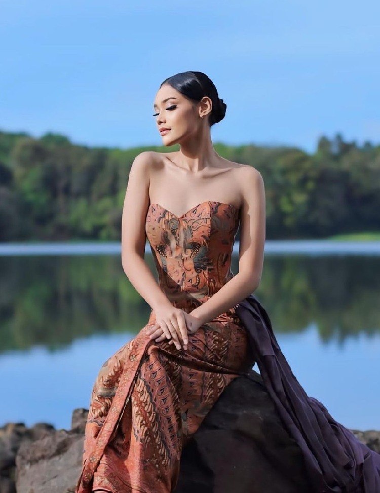 12 Potret Harashta Haifa, Wakil Jawa Barat yang Raih Gelar Puteri ...