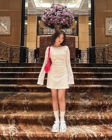 Biar Nggak Bosen, ini OOTD Fuji An yang Cocok Ditiru Buat Nongkrong ...