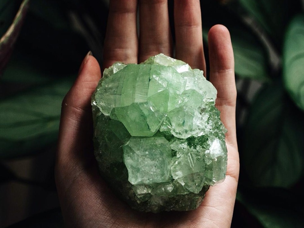 Jade hingga Amethyst, Deretan Kristal Ini Dipercaya Baik untuk ...