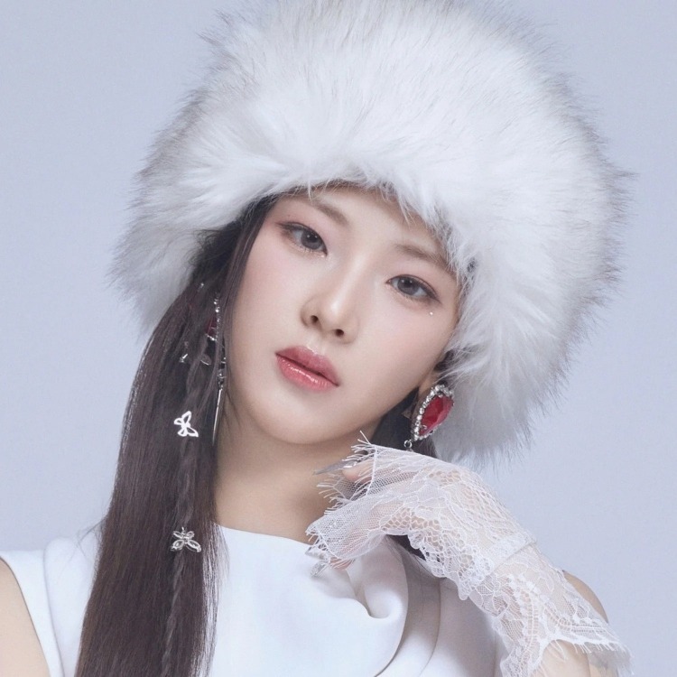 Rilis Hari Ini! Yuk, Bedah Makeup Personel BABYMONSTER dalam MV 'Stuck ...