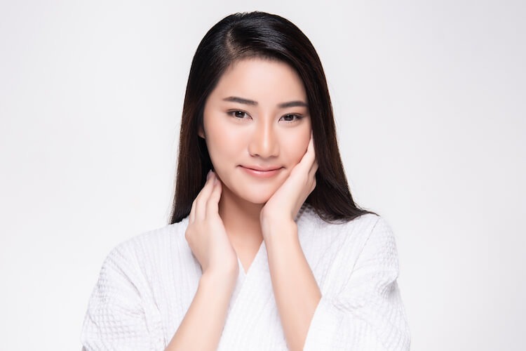 Perawatan Kulit Dasar alias Basic Skin Care Routine Menurut SpKK, Hanya ...