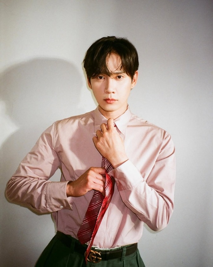 Curi Perhatian di 'Squid Game 2', ini Pesona Park Sung-hoon yang Tampan ...