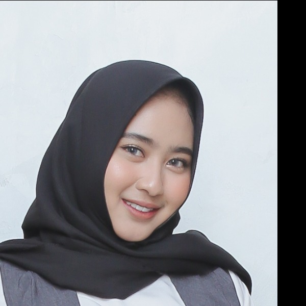 ekanrw | Eka Rahma - SOCO by Sociolla
