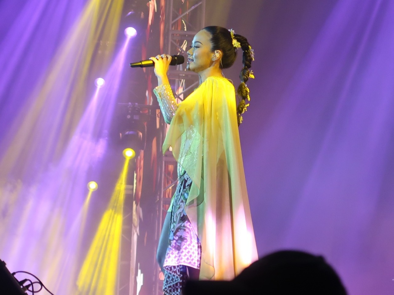 Manis, Magis, & Romantis, 3 Kata untuk Pertunjukan Tutur Batin Yura ...