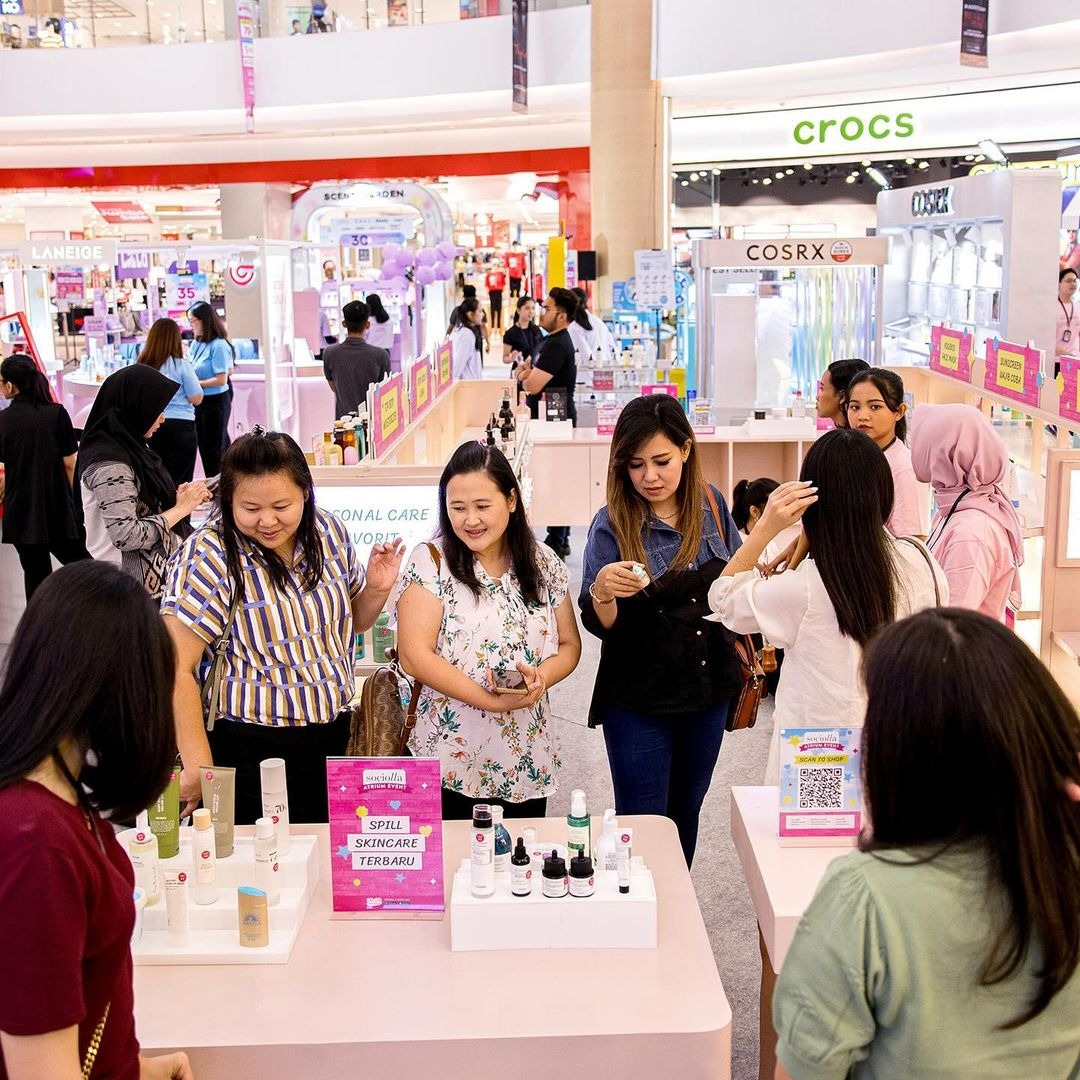 Seru Abis! Intip Kemeriahan Sociolla Atrium Event Semarang dalam ...