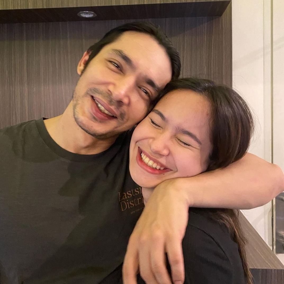 Potret Abimana Aryasatya, Sosok 'Family Man' yang Kerap Kompak Bersama ...