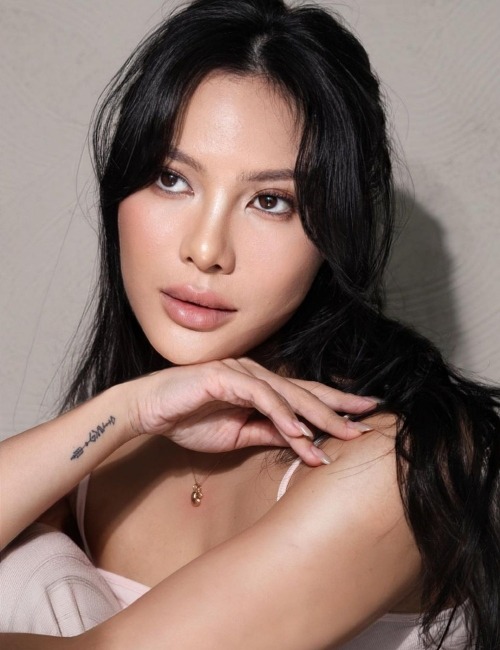 12 TOP MUA Indonesia yang Menarik Dilirik untuk Pemotretan hingga Wedding | News+ on RCTI+