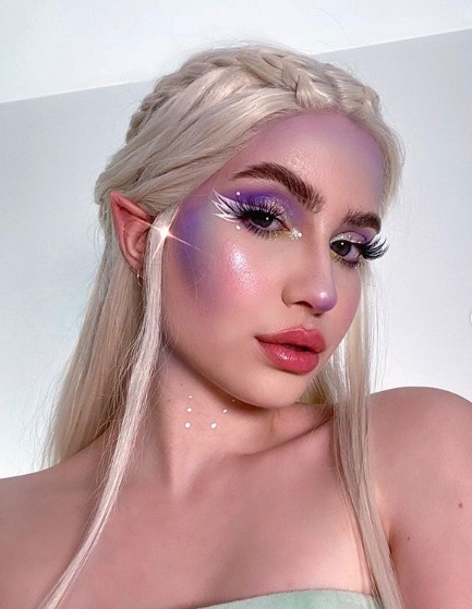 7 Makeup Unik ala Abby Roberts, sang Influencer Tiktok dengan 8 Juta ...