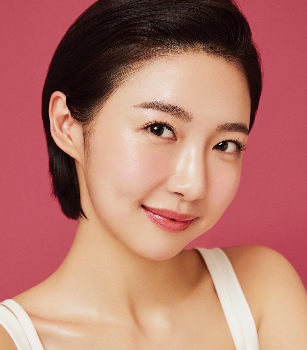 Paras Cantik Joo Hyun-young, Pendatang Baru yang Sukses Bawa Pulang ...