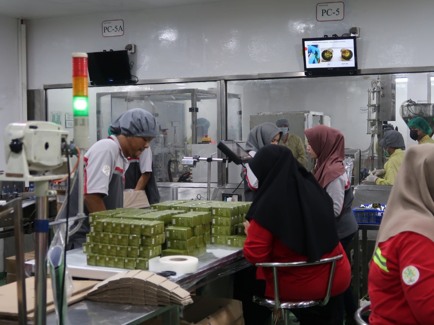 Mengunjungi Salah Satu Pabrik Skincare & Kosmetik Terbaik di Indonesia ...